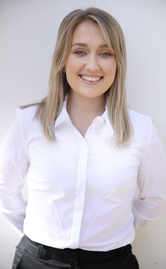 About Me – The Savvy Spender